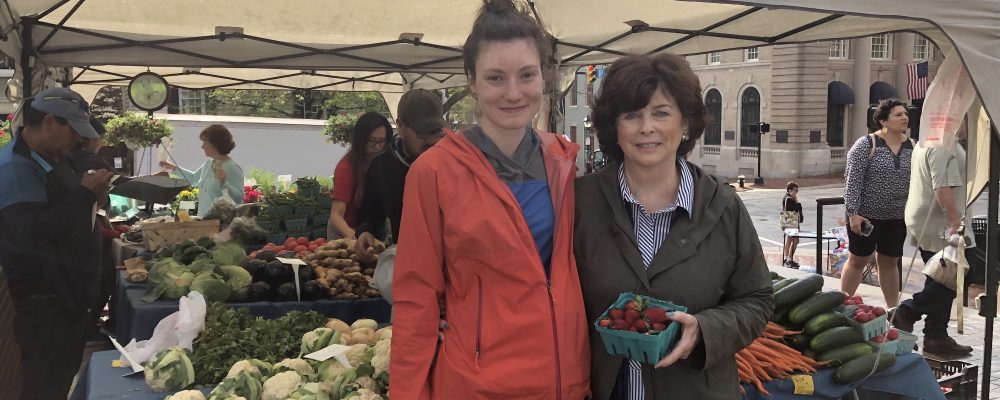 A Farmer’s Market Tradition | Finley's Green Leap Forward